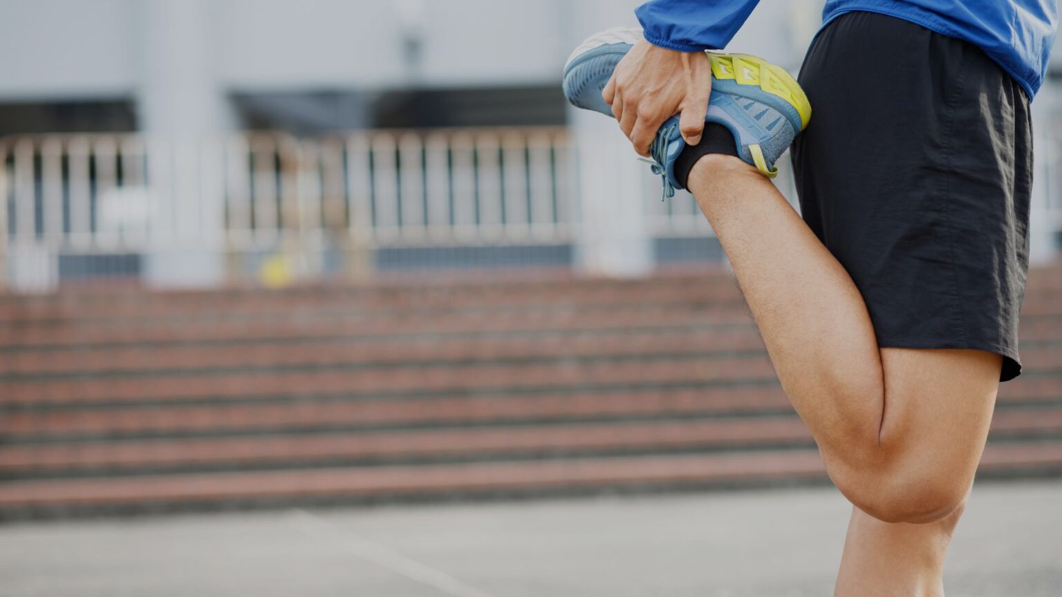 Knee Strain: The Causes, Symptoms, and Treatment - Austin Orthopedic ...